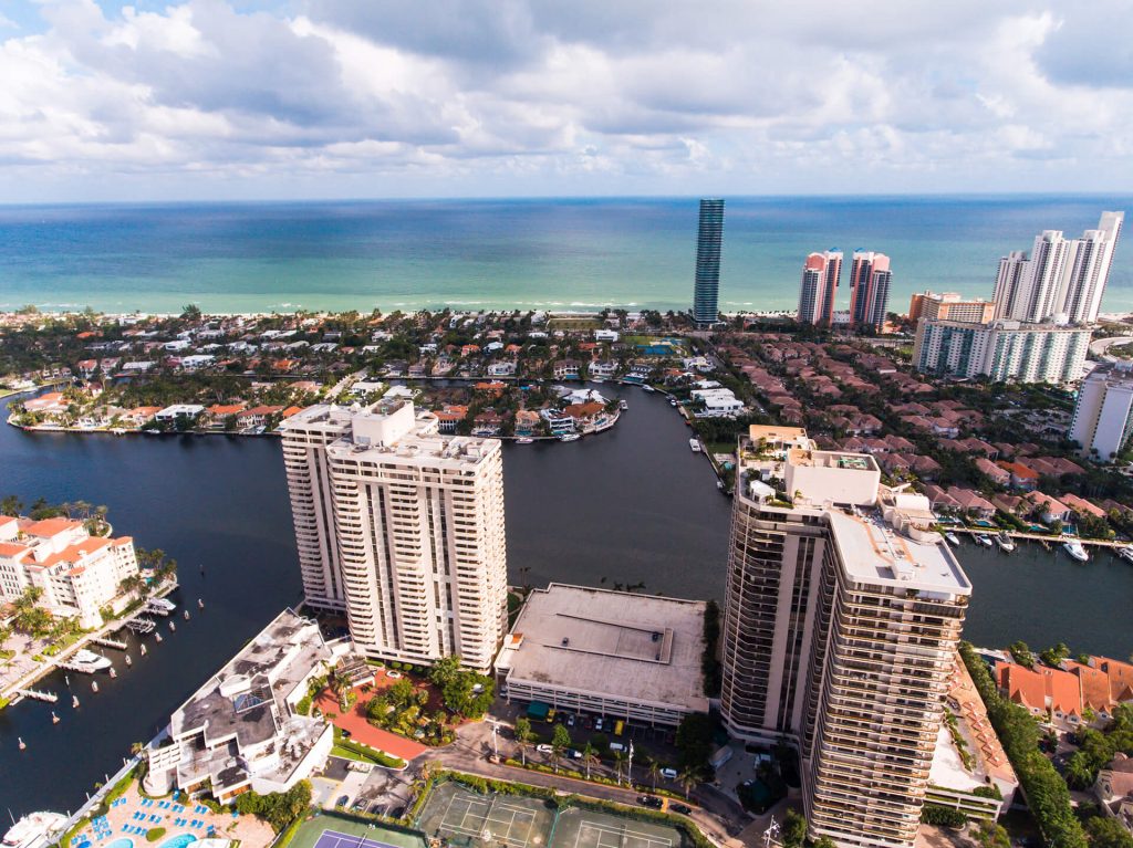 Turnberry Marina Photo Gallery - Turnberry Marina